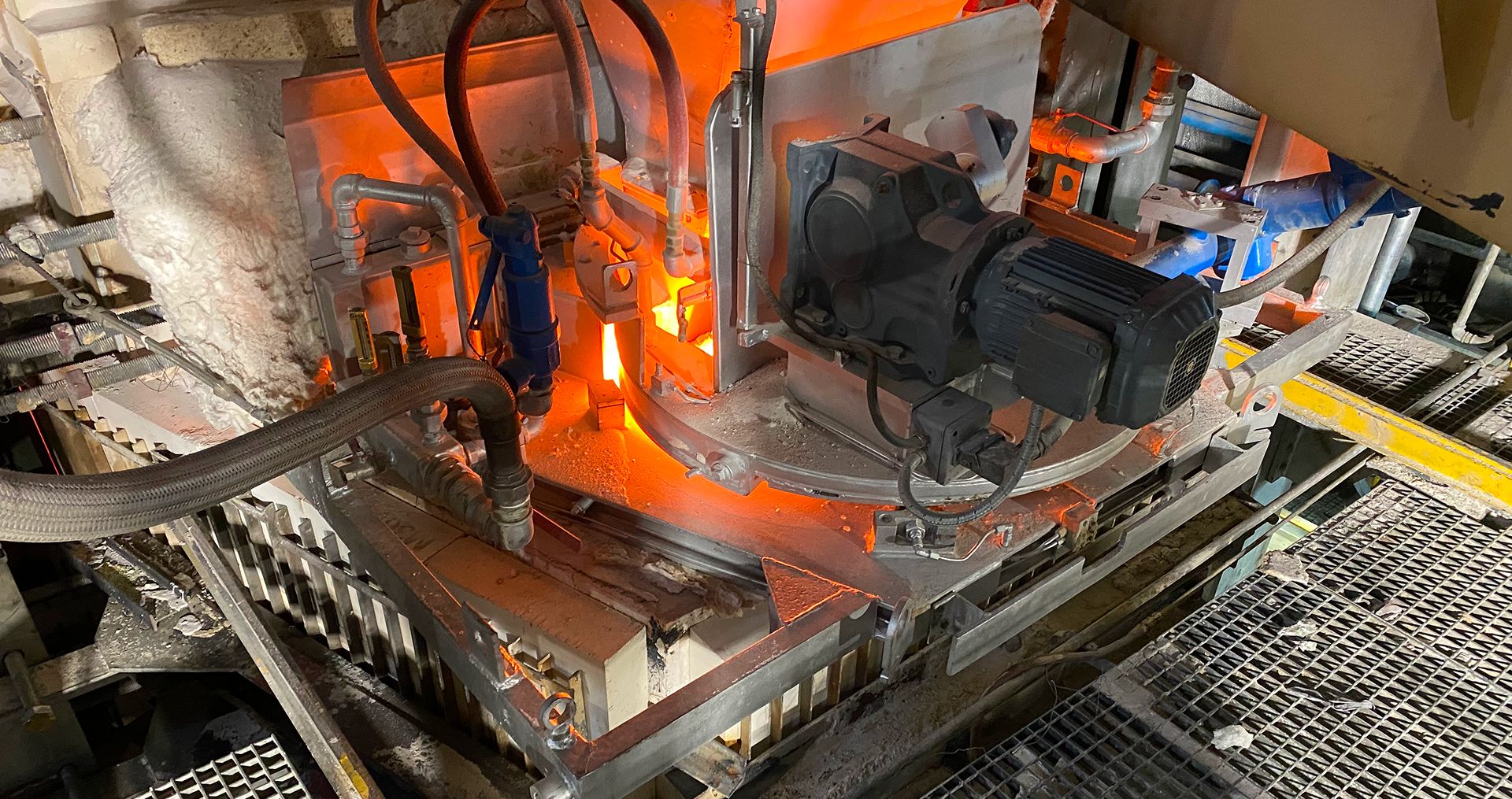 Overcoating :: Industrial Furnaces Repair & Maintenance