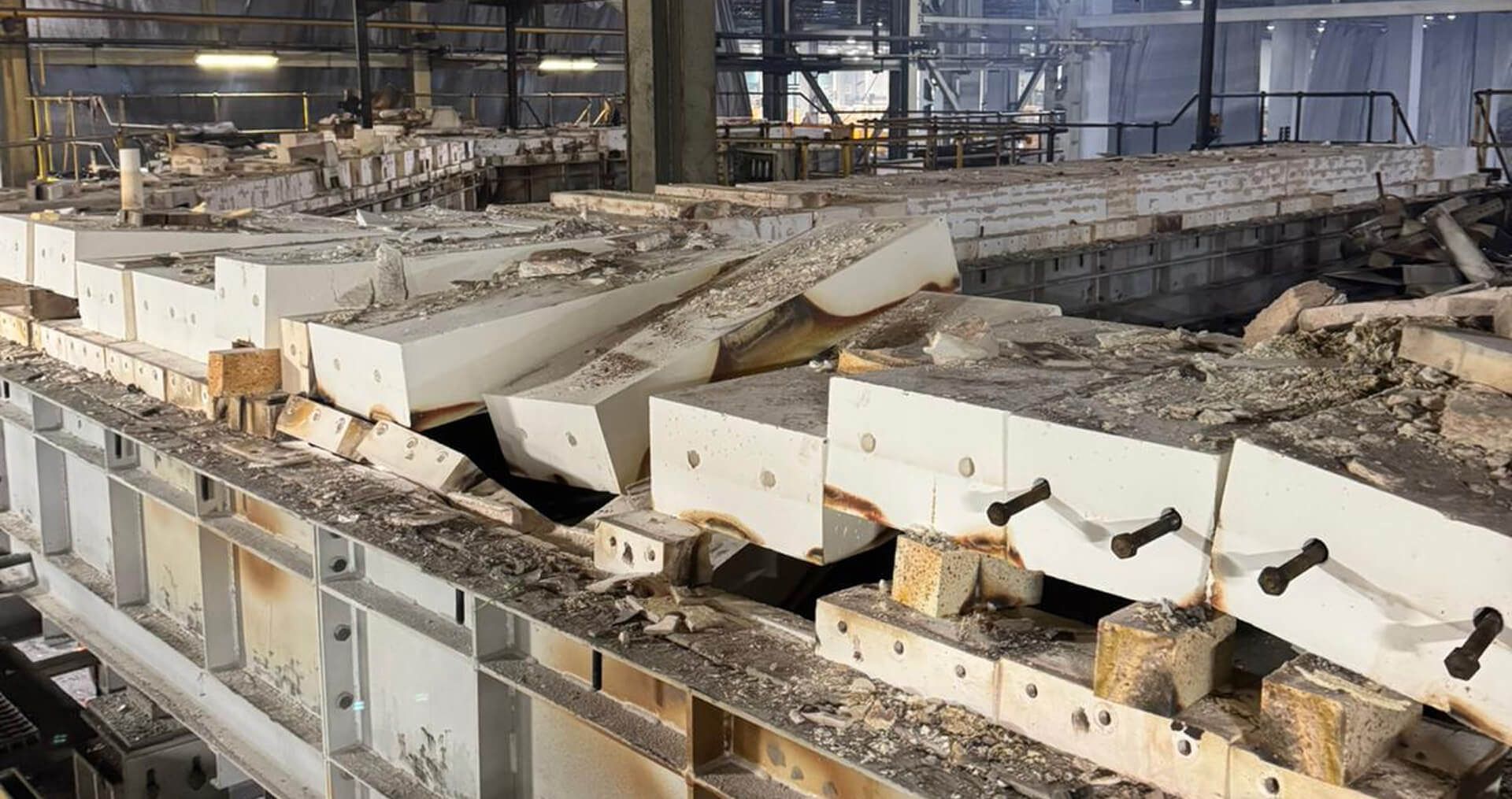 Forehearth Replacement :: Industrial Furnaces Repair & Maintenance